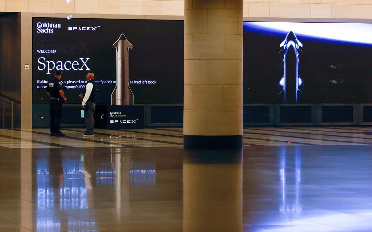 S&P keeps index rules, blocking faster entry for SpaceX IPOs | Prism News