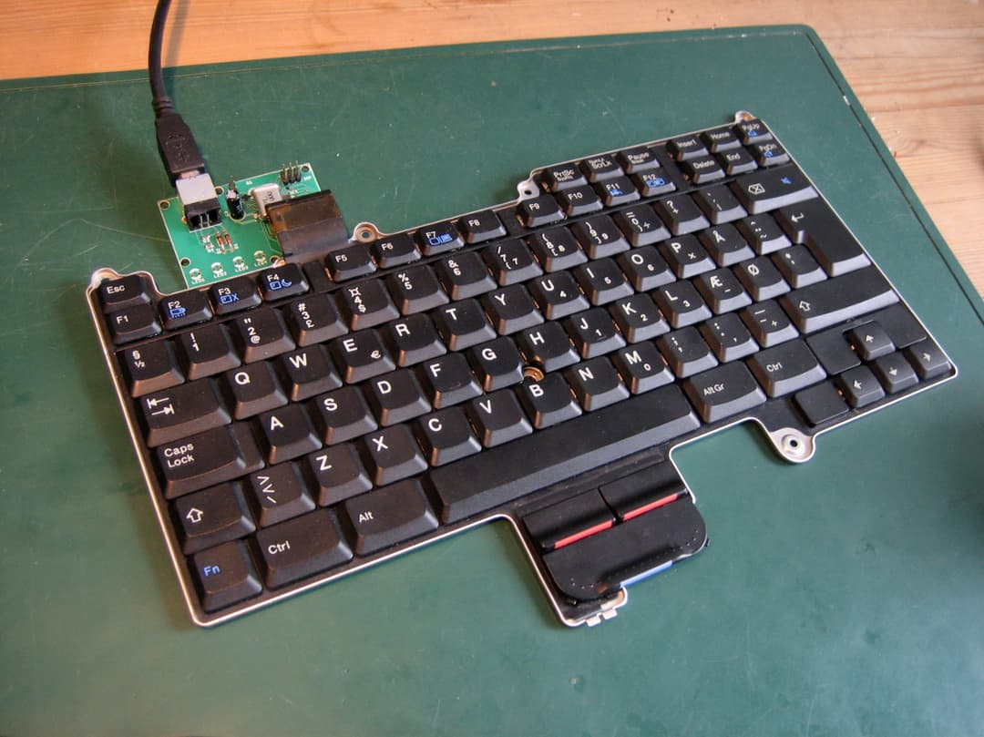 1984 Nintendo Famicom Keyboard Reborn as a Modern USB Input Device ...