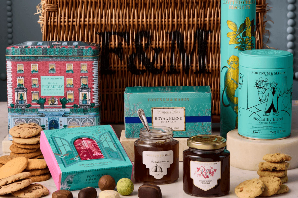 Fortnum and Mason Leads the Best Luxury Food and Drink Hampers for 2026 ...